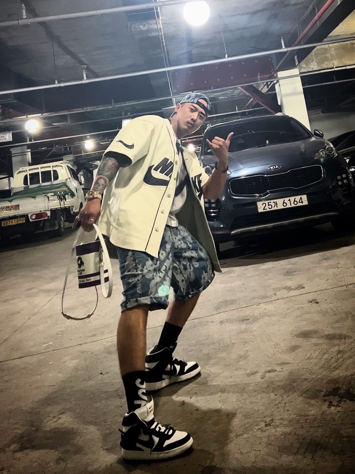 Instagram@hi... (@highbrow_fr...) 님의 게시물 | KREAM