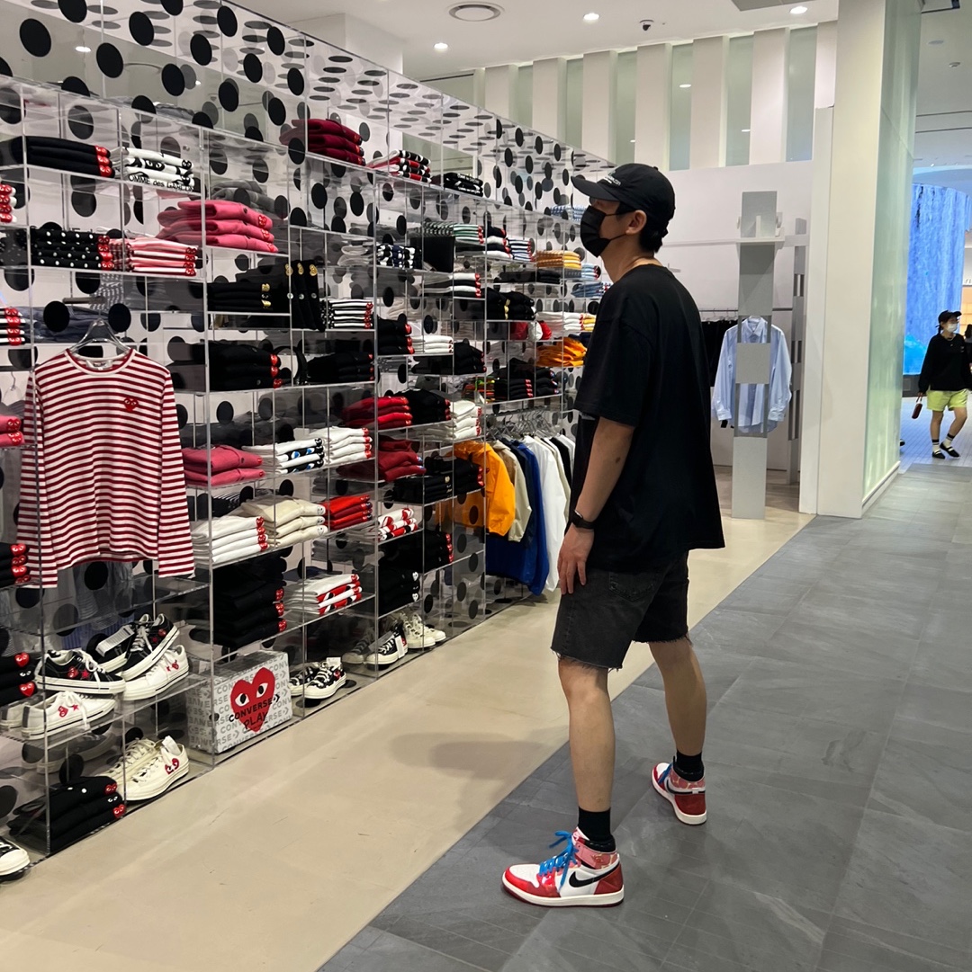 (@kooonj) 님의 게시물 | KREAM