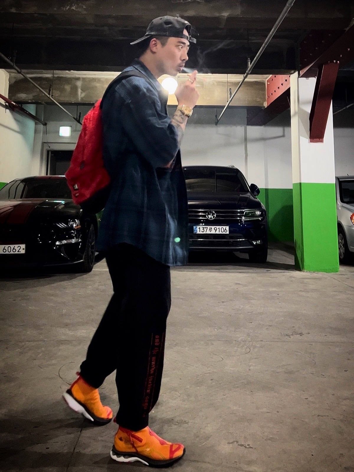 인서타 👦🏾🫱🏿💨 high... (@highbrow_fr...) 님의 게시물 | KREAM