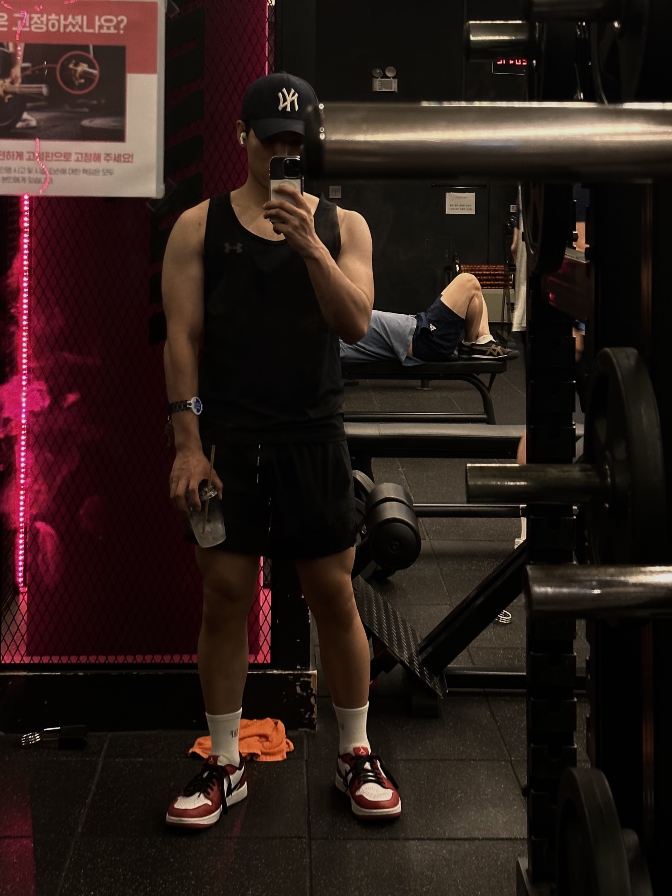 솔 (@sol_du) 님의 게시물 | KREAM