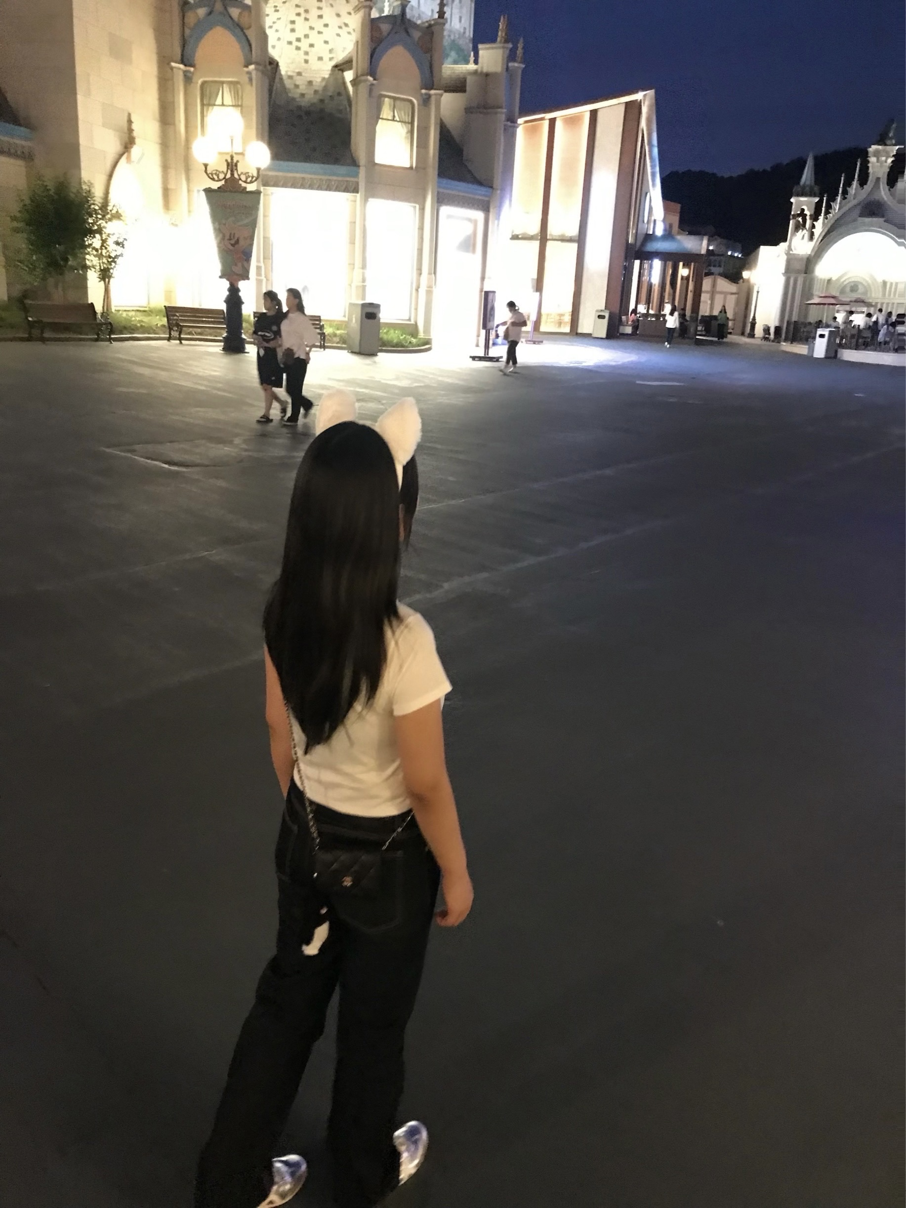 예진 (@yee1in) 님의 게시물 | KREAM