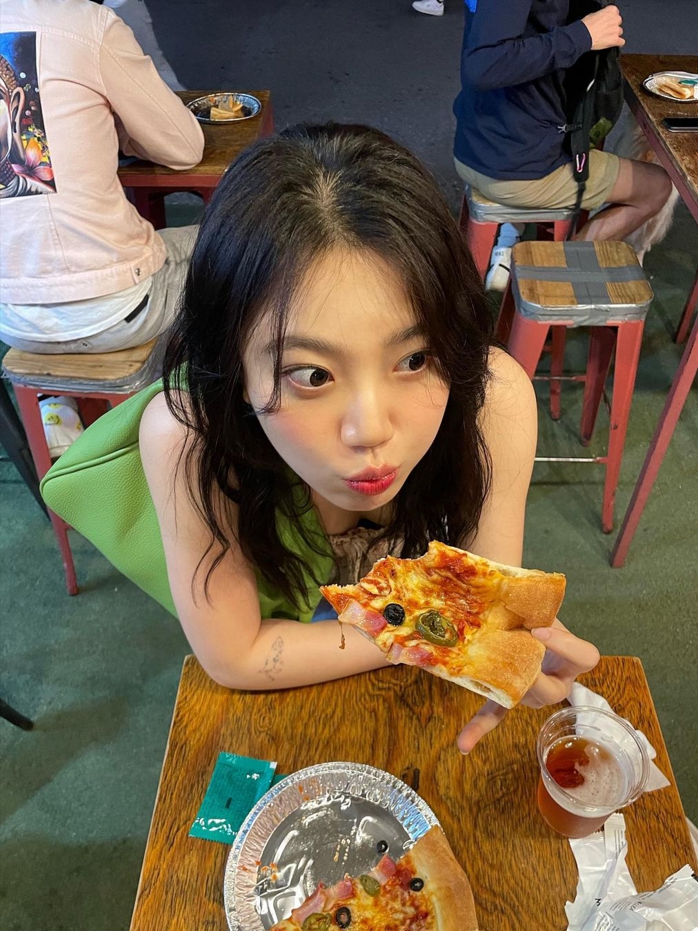 Yuppie (@archive_eve...) 님의 게시물 | KREAM