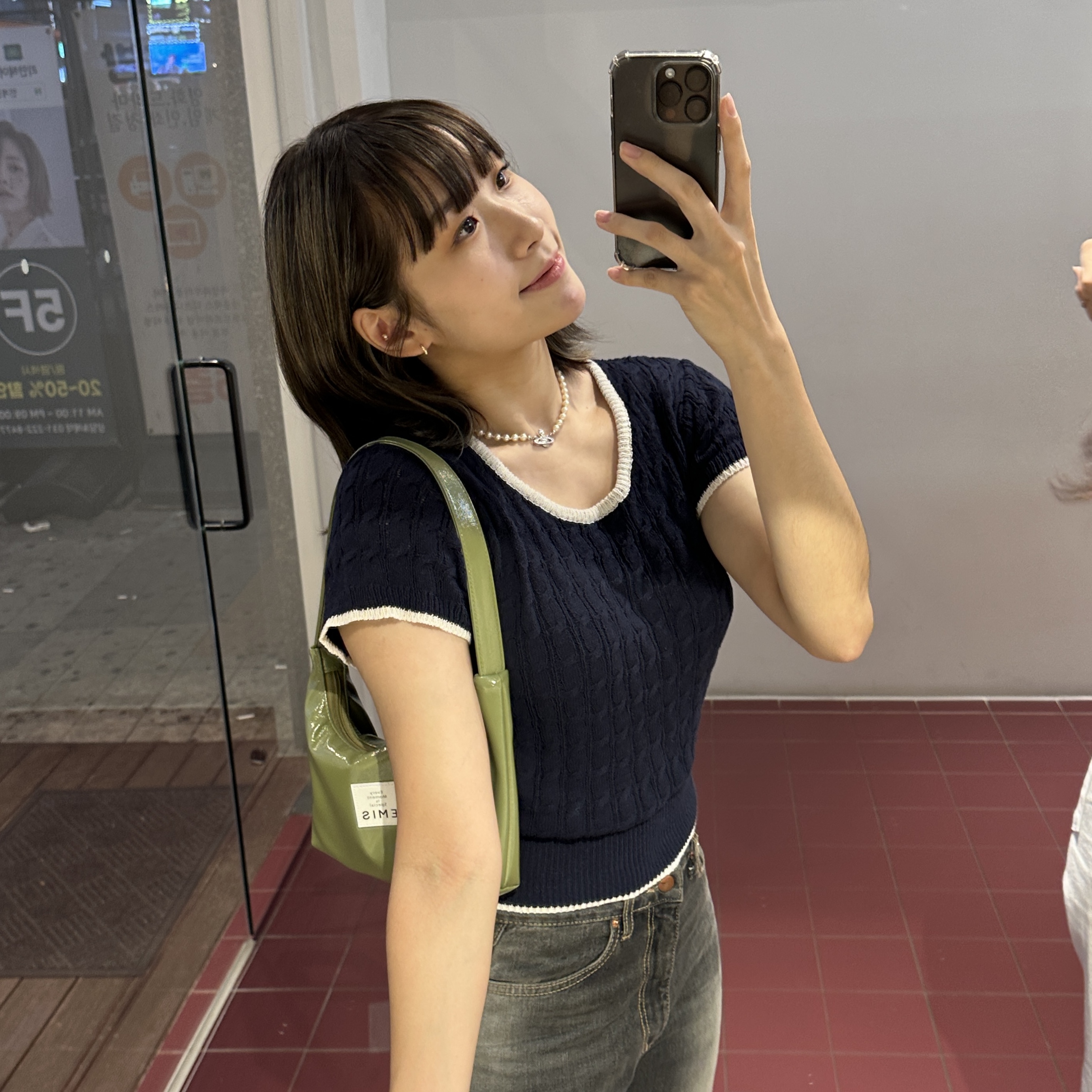 서Oㅕ0 (@mushroom_._...) 님의 게시물 | KREAM