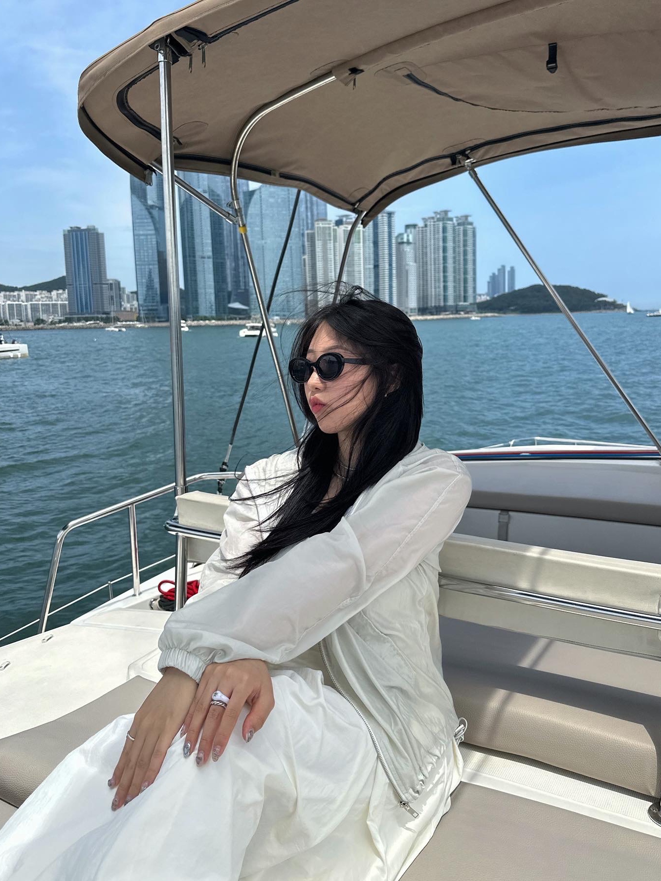 소영 (@ss._yung) 님의 게시물 | KREAM