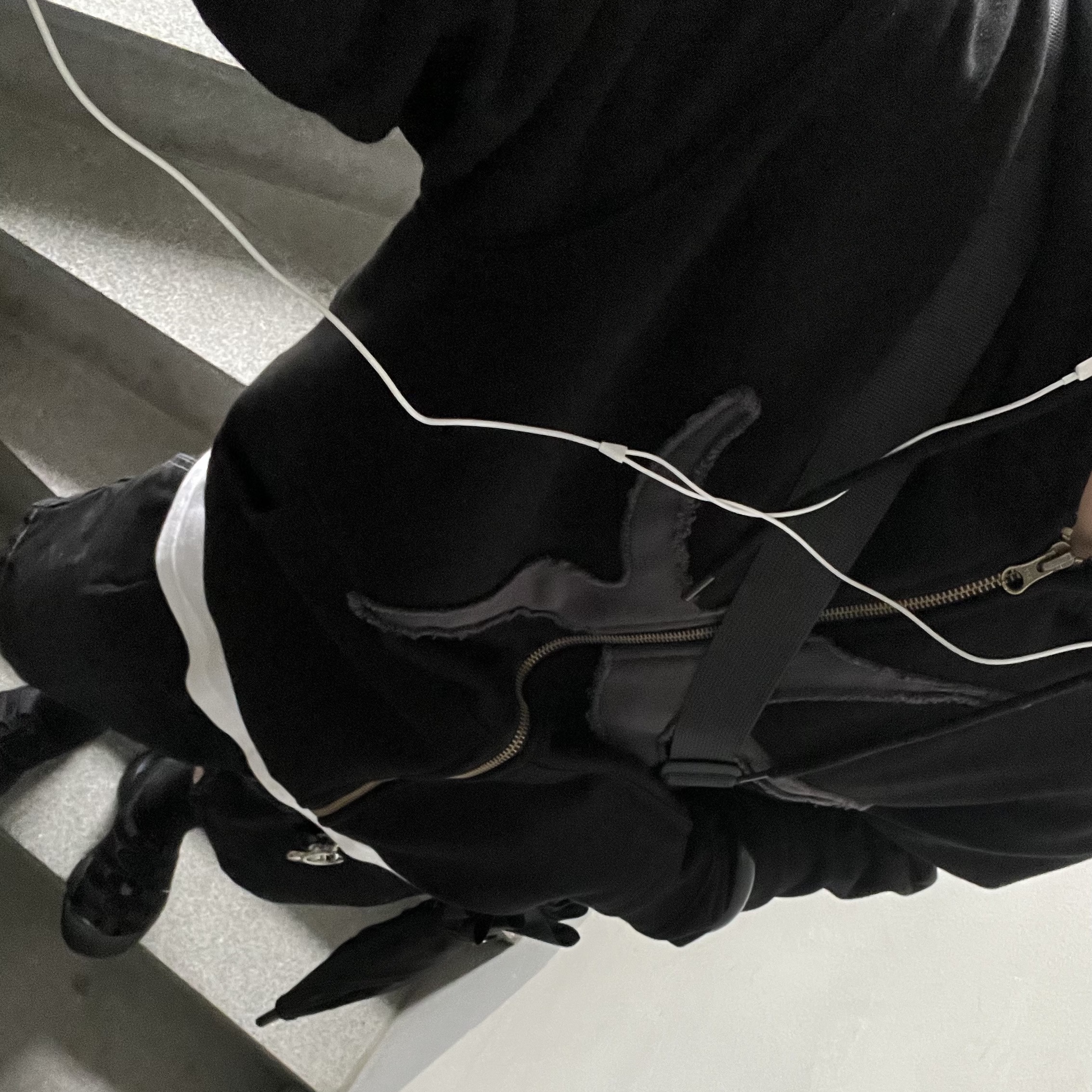 송현호 (@hx_h.o) 님의 게시물 | KREAM