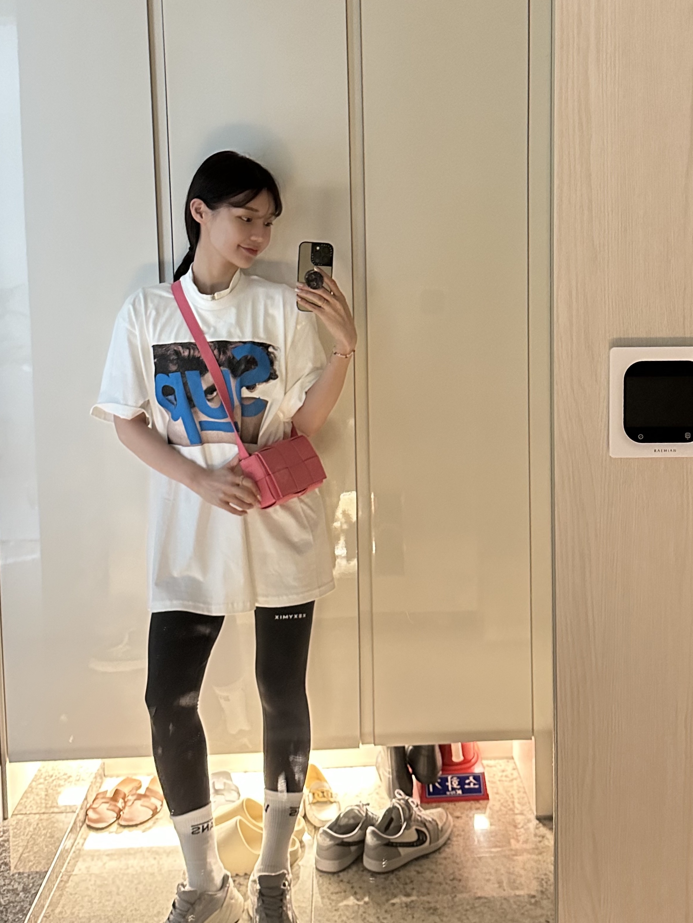 떠우 (@seo__ouu) 님의 게시물 | KREAM