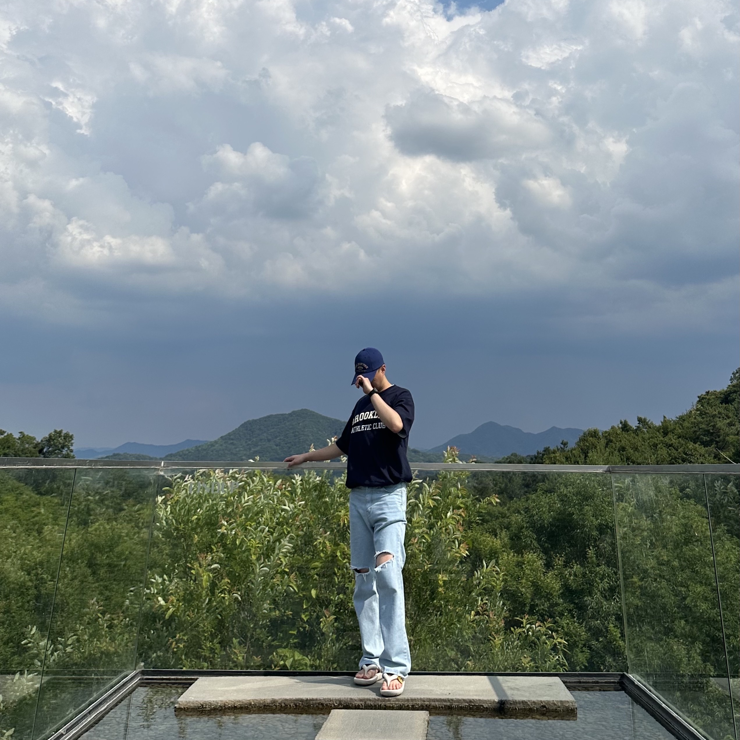 Hwang_9 (@hwang_9) 님의 게시물 | KREAM