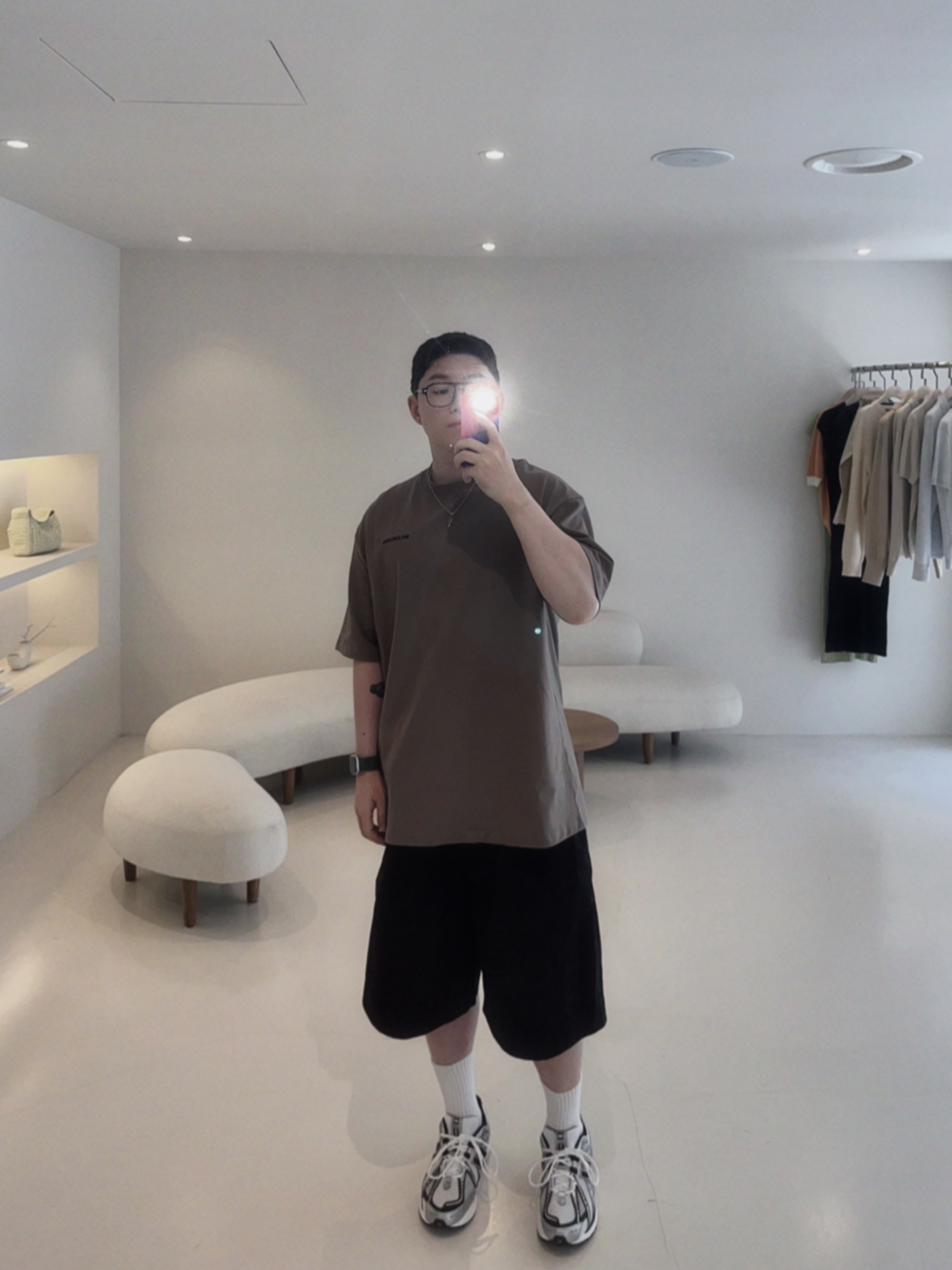 훈스 (@hoons._.hoons) 님의 게시물 | KREAM