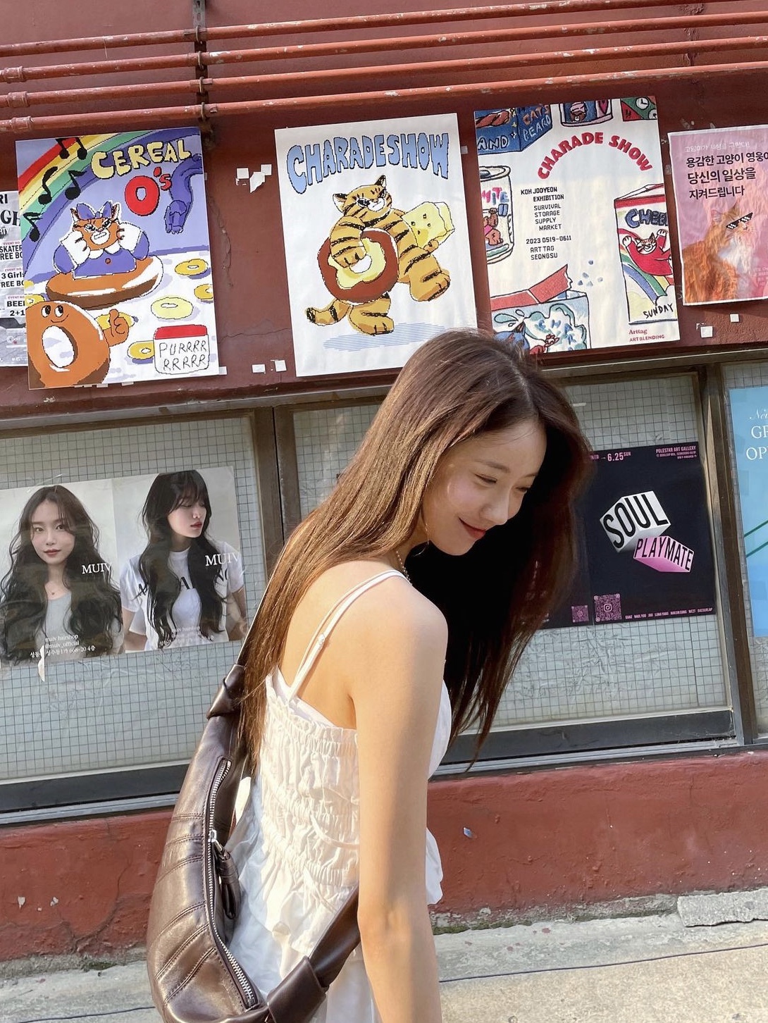 걸그룹 패션 수집가 🫧 (@girlsc0llec...) 님의 게시물 | KREAM