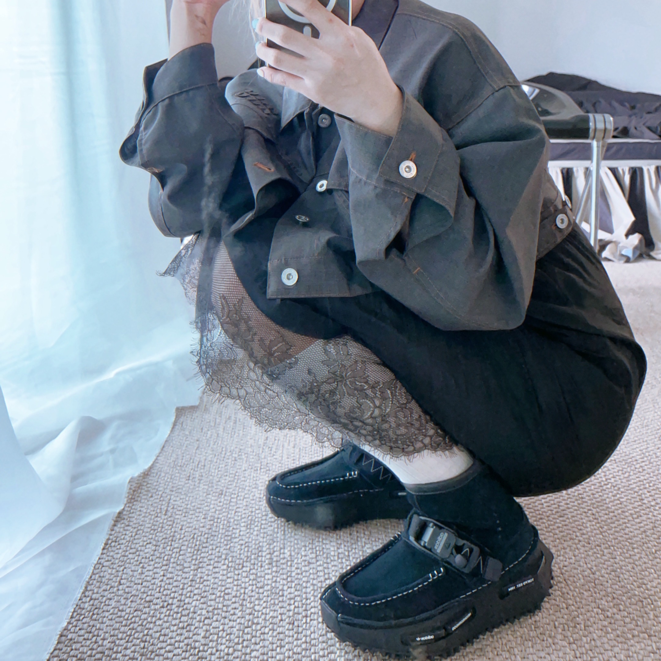 지니 (@jxx.heee) 님의 게시물 | KREAM