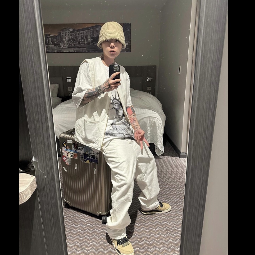 (@danielwcho) 님의 게시물 | KREAM