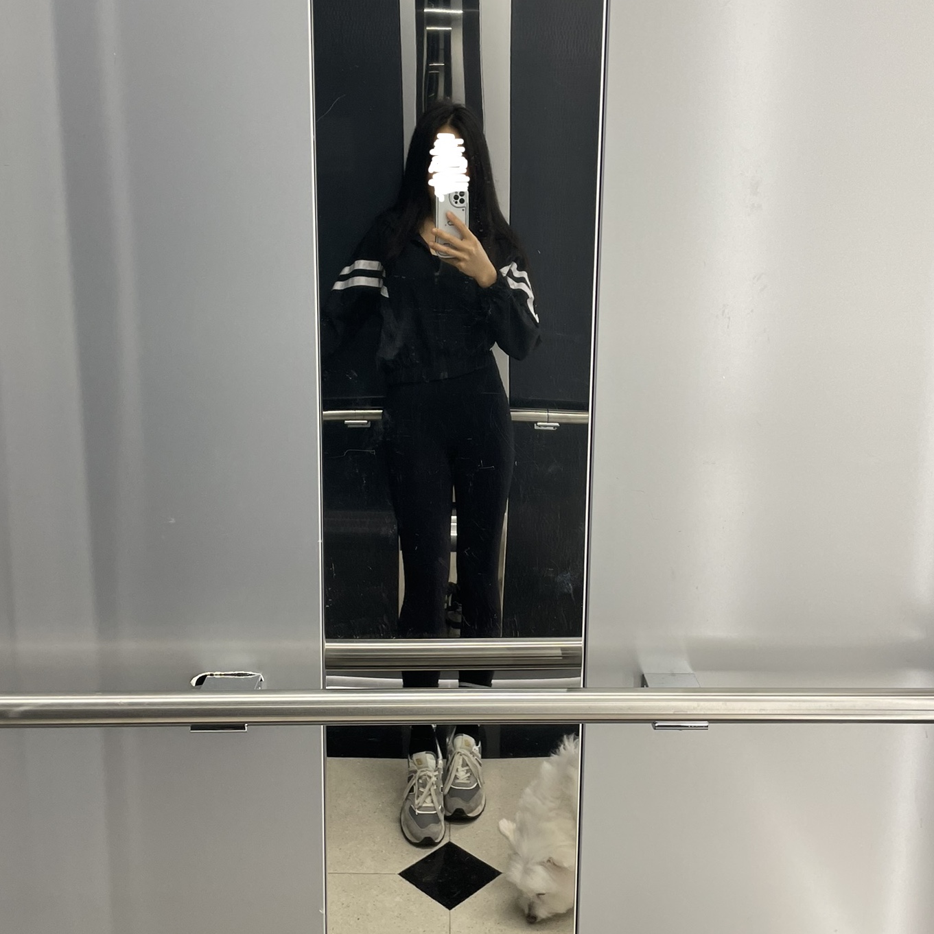 (@zn8p50) 님의 게시물 | KREAM