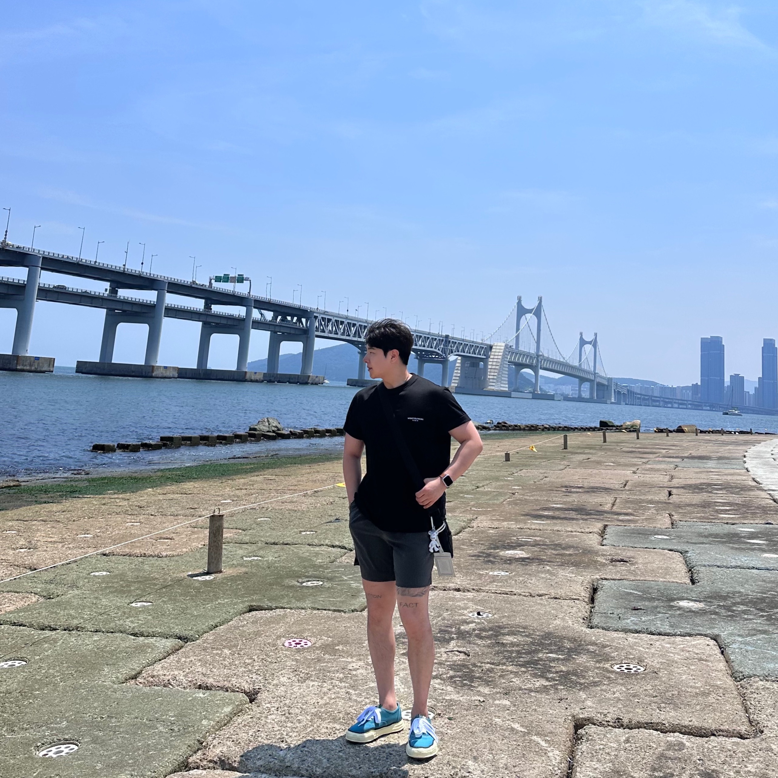 헌도 (@_1cheon) 님의 게시물 | KREAM