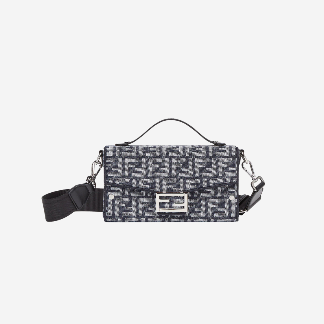 Fendi Soft Trunk Bagu... STYLE | KREAM