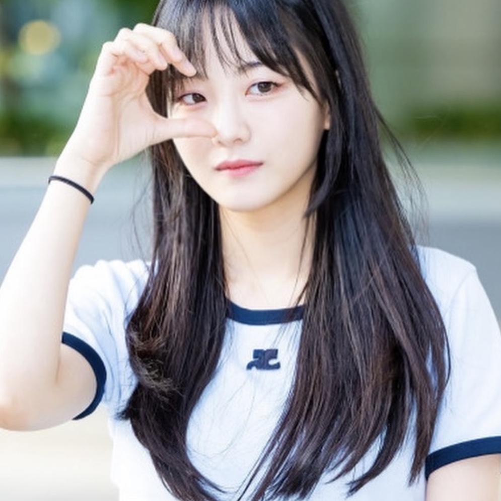 get shopping... (@wish1ist) 님의 게시물 | KREAM