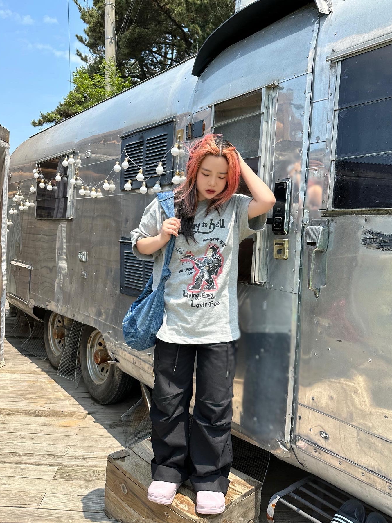 uuuu_k (@uuuu_k) 님의 게시물 | KREAM