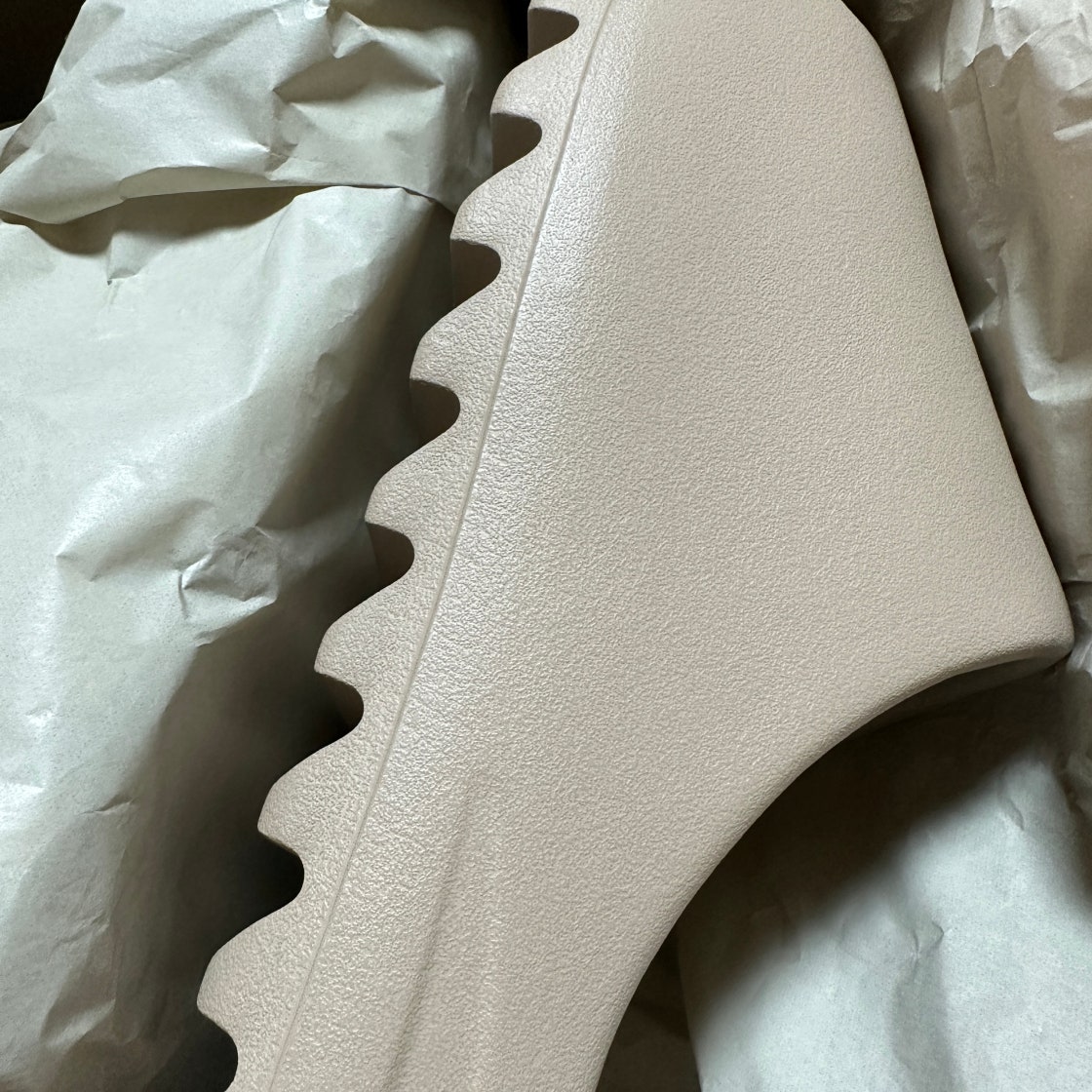 vvvvv (@hjhhhg) 님의 게시물 | KREAM