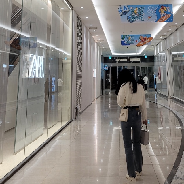 주이 (@yeon_joo) 님의 게시물 | KREAM