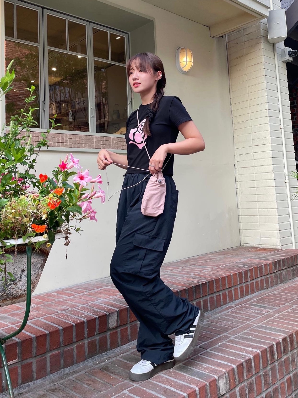 나옹 (@naongs2) 님의 게시물 | KREAM