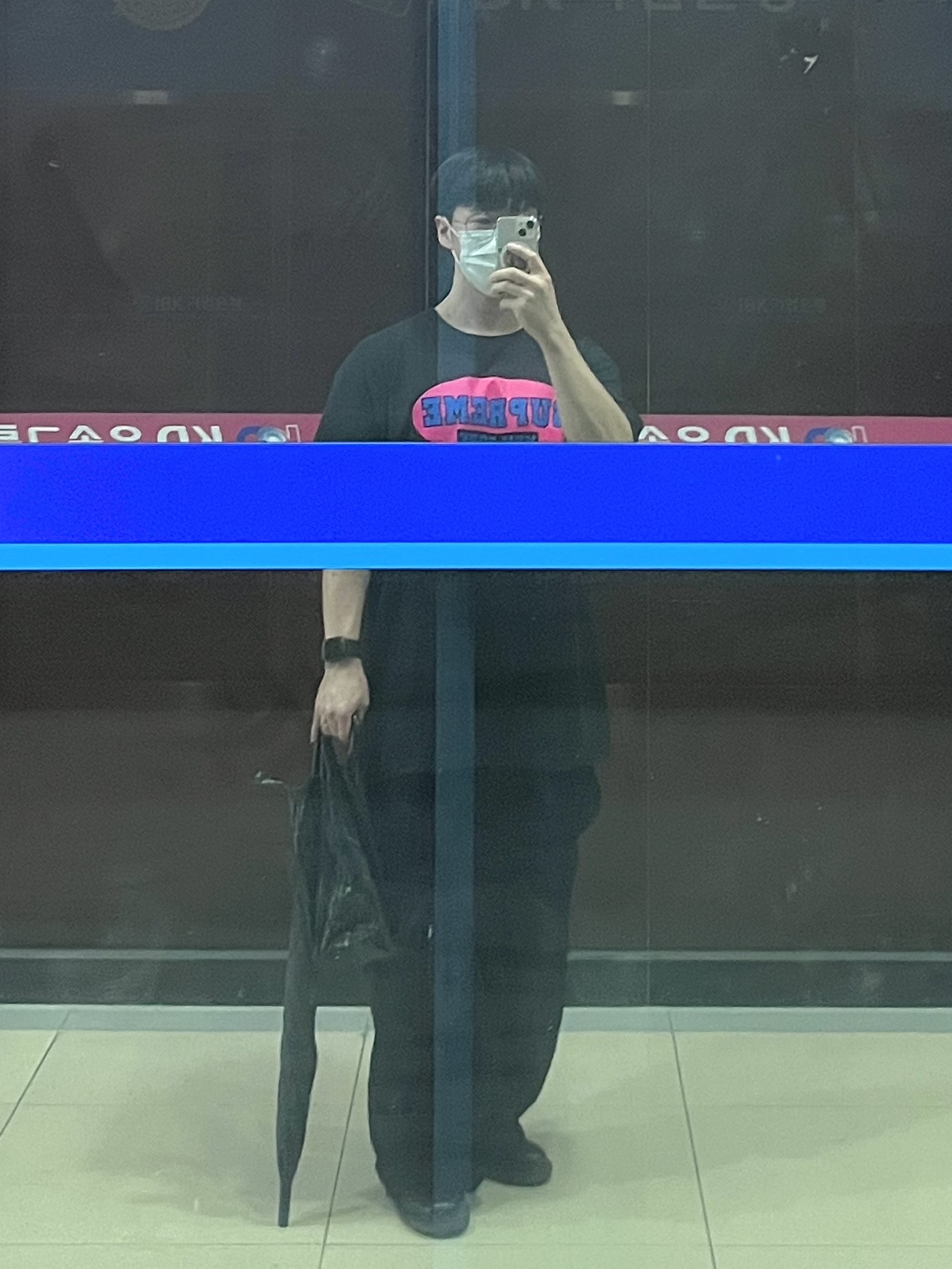 ? (@jhkk__) 님의 게시물 | KREAM