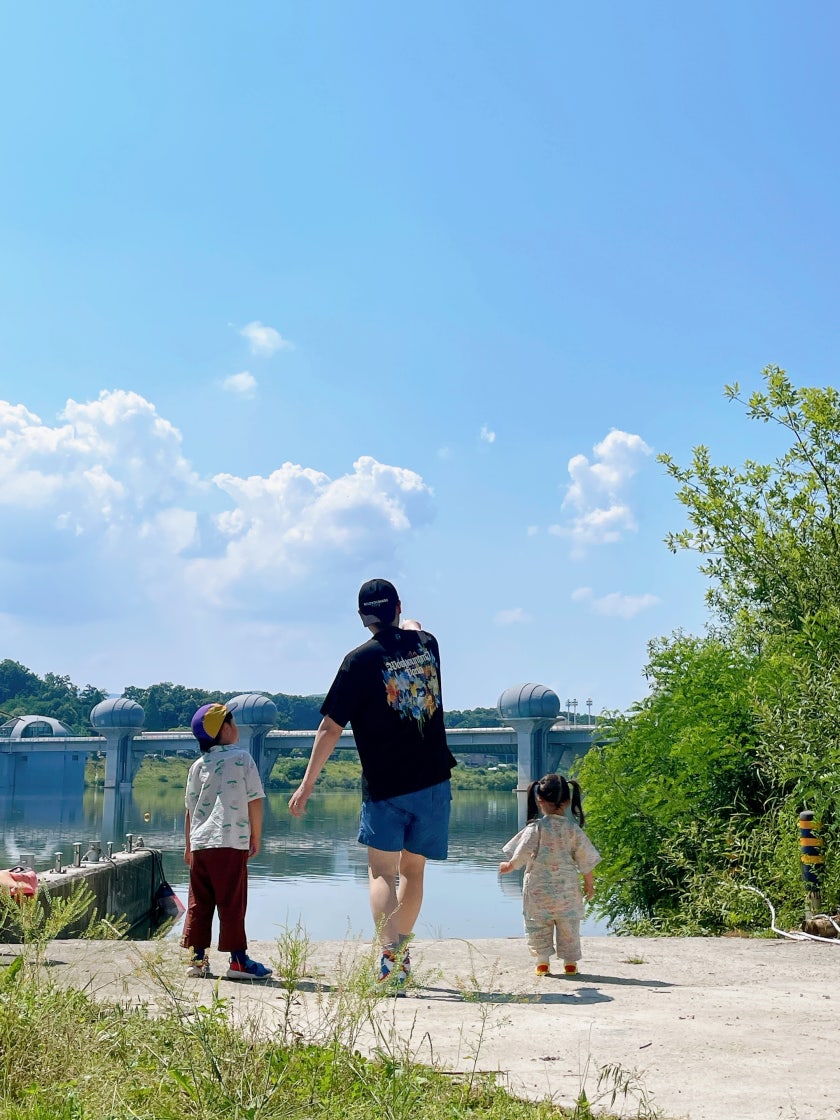 사우로스 (@rurufafa) 님의 게시물 | KREAM