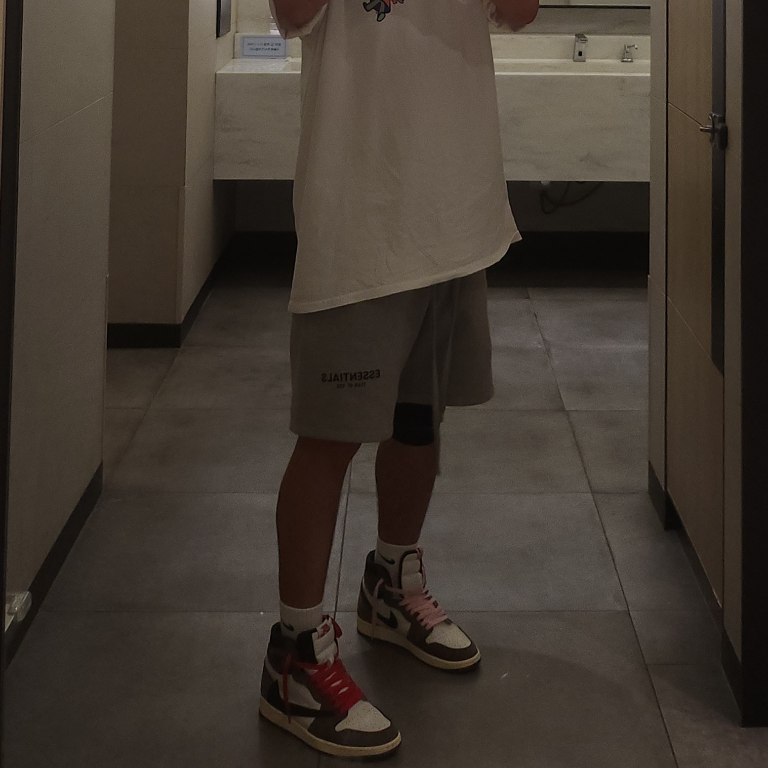 정훈. (@chicyoo) 님의 게시물 | KREAM