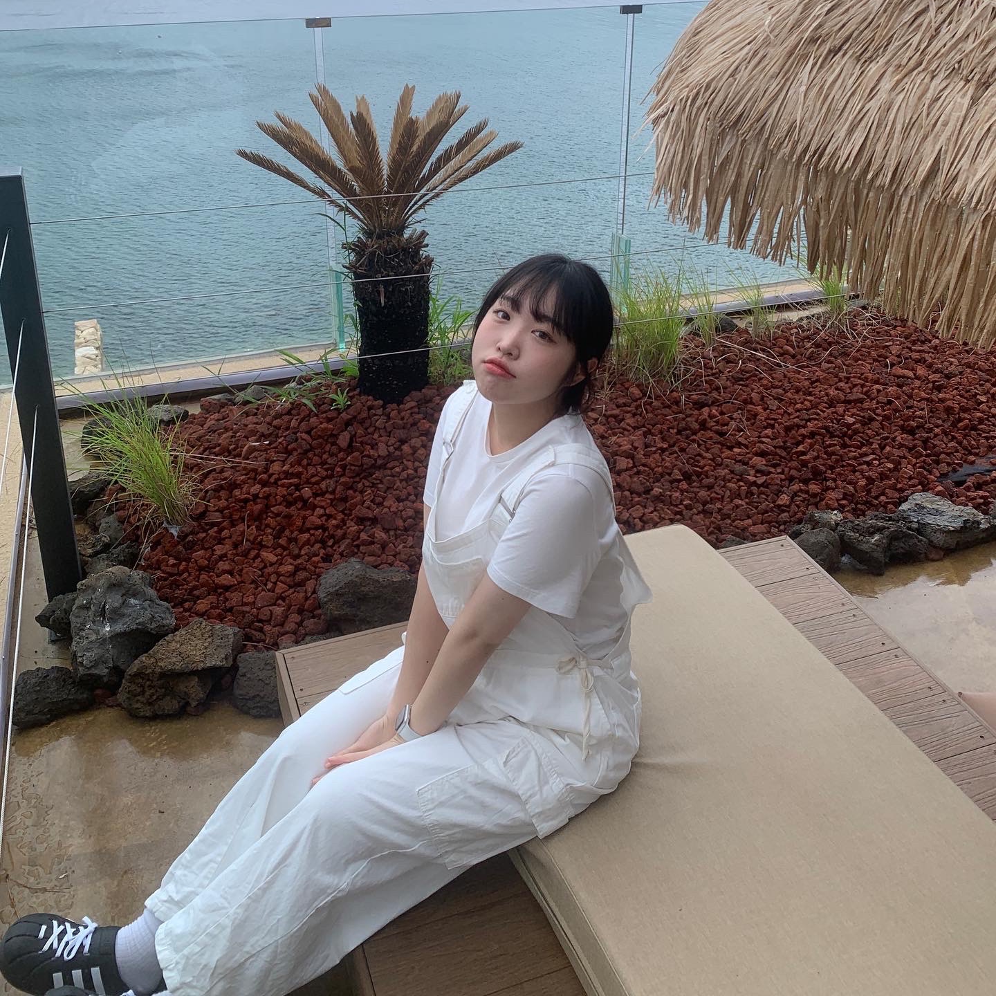 (@y_dam_i) 님의 게시물 | KREAM