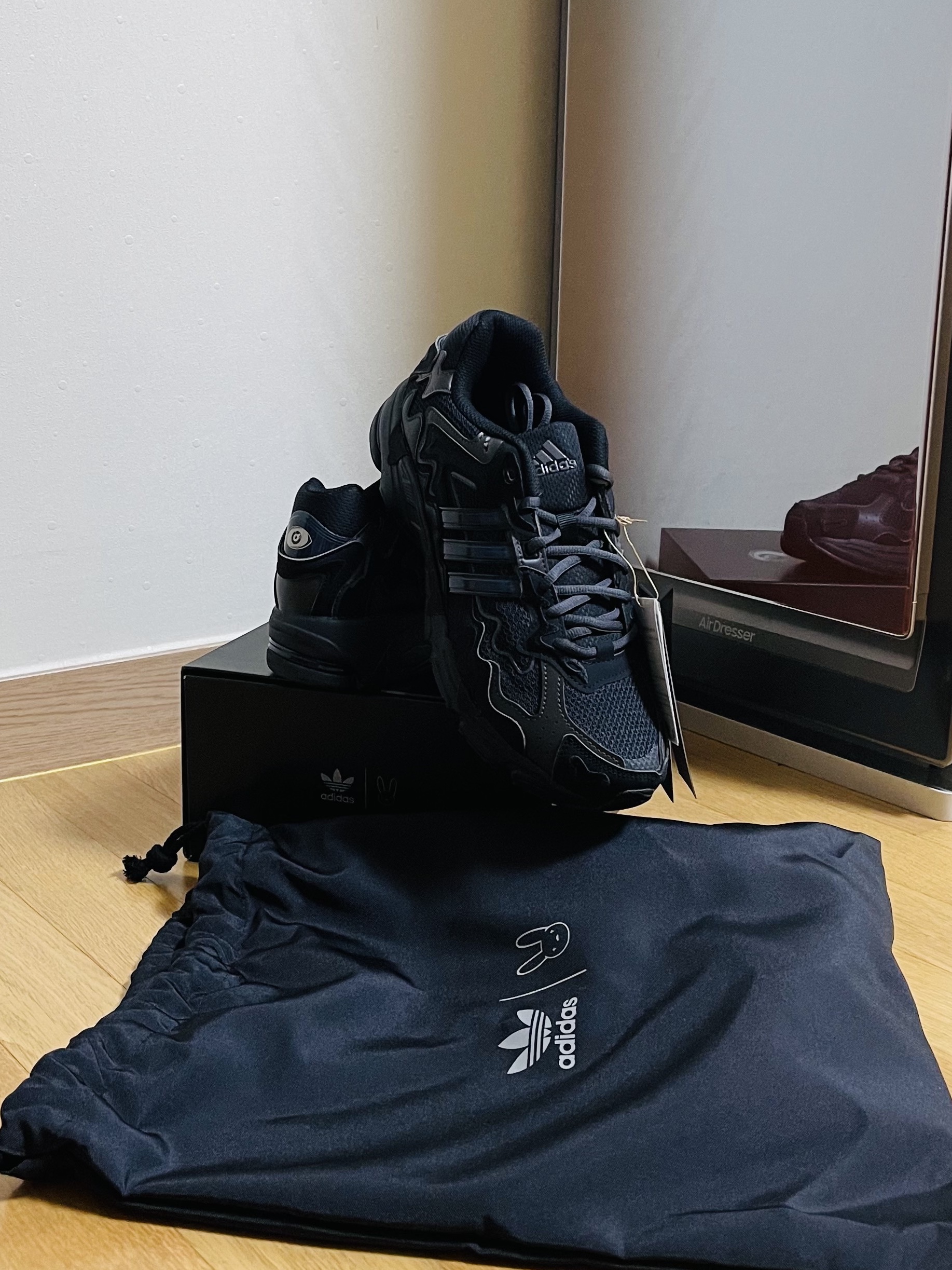 리레이스 (@rerace) 님의 게시물 | KREAM