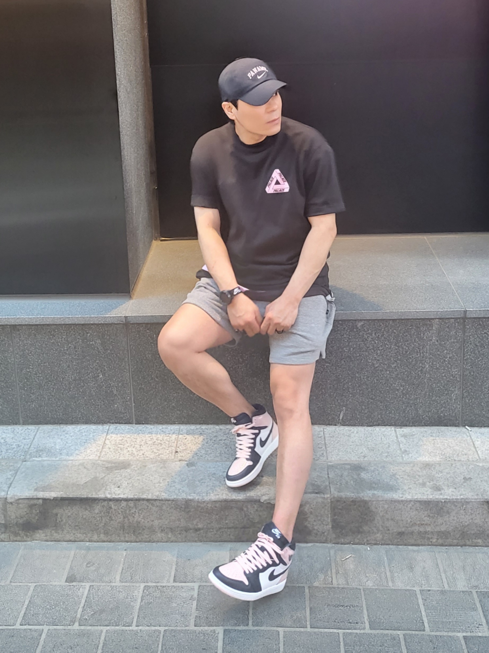 천성욱 (@yasaeng) 님의 게시물 | KREAM