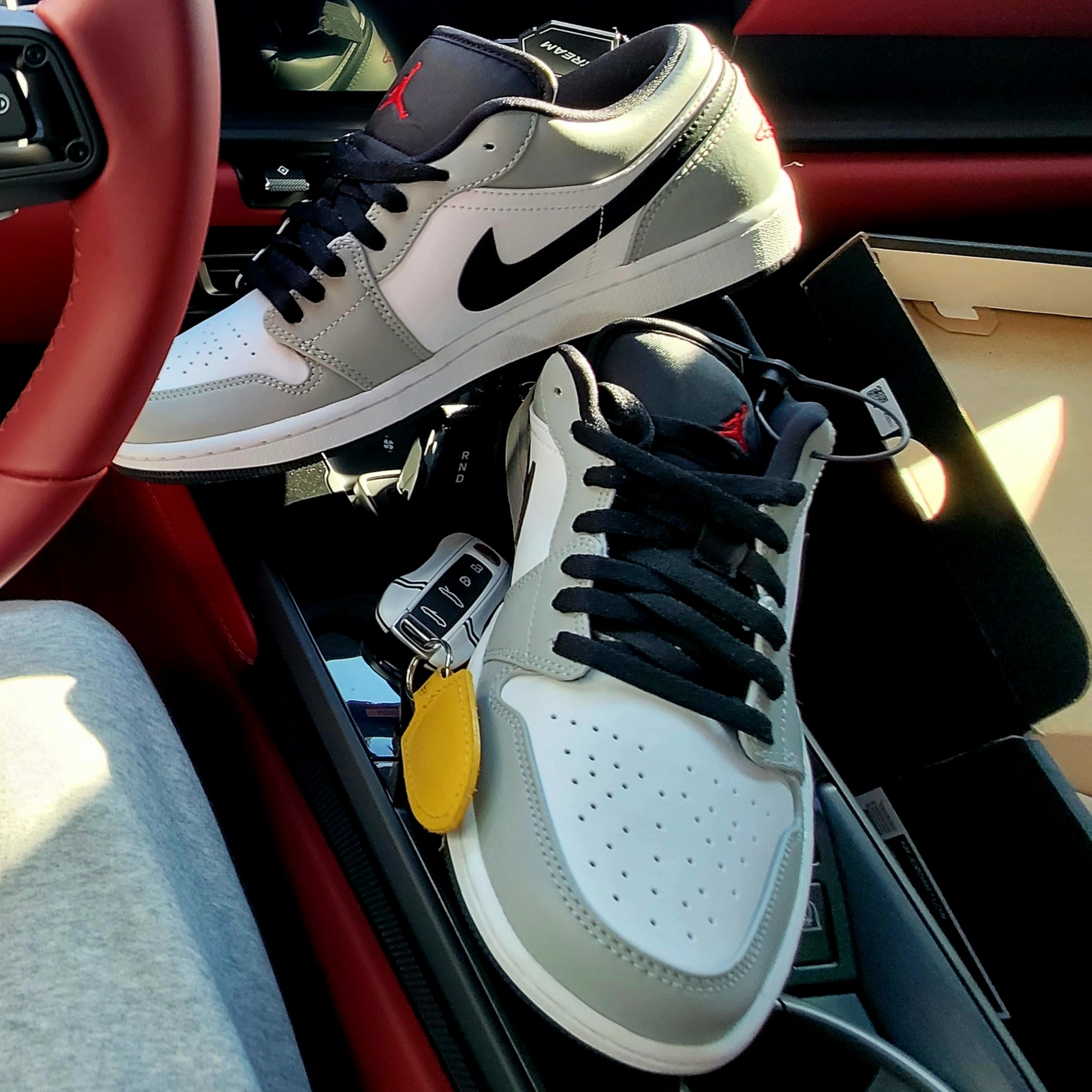 happy (@us2jyl) 님의 게시물 | KREAM