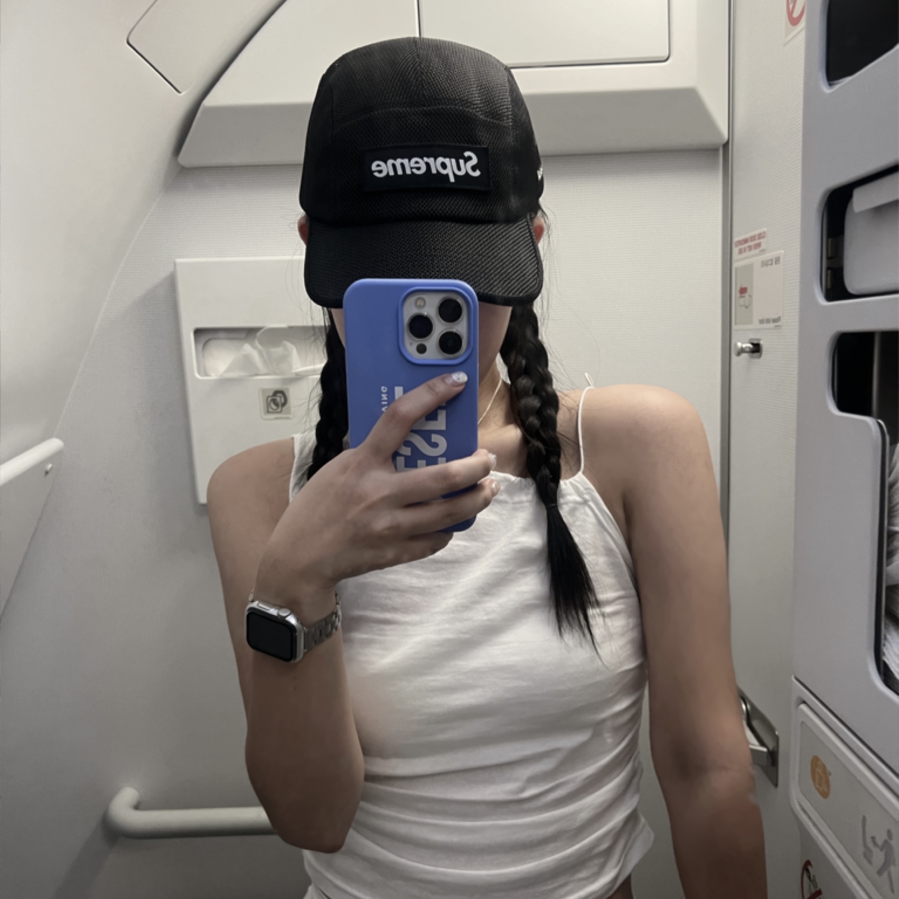 (@yooongji) 님의 게시물 | KREAM