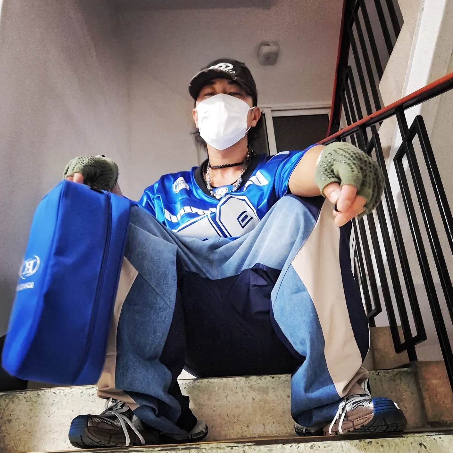 ××× (@monster.kream) 님의 게시물 | KREAM