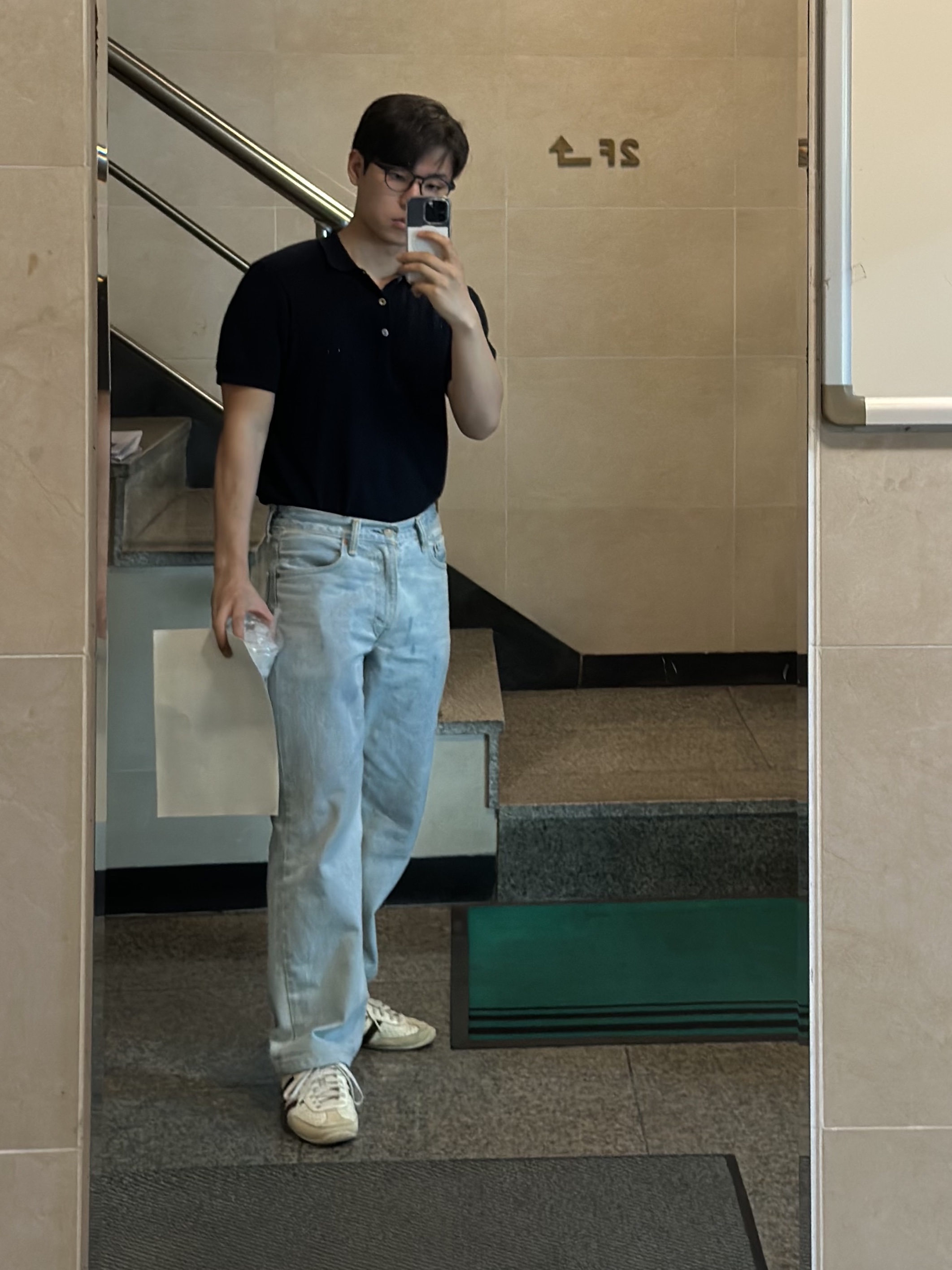 솔 (@sol_du) 님의 게시물 | KREAM