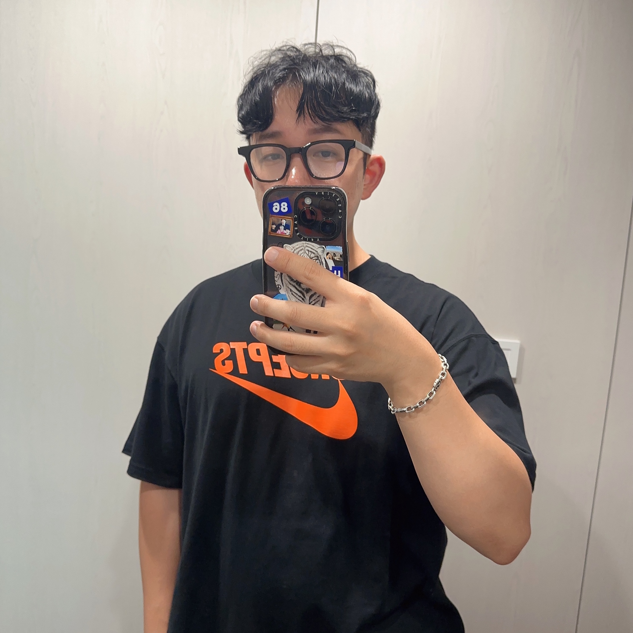 나오라구 (@naora9) 님의 게시물 | KREAM