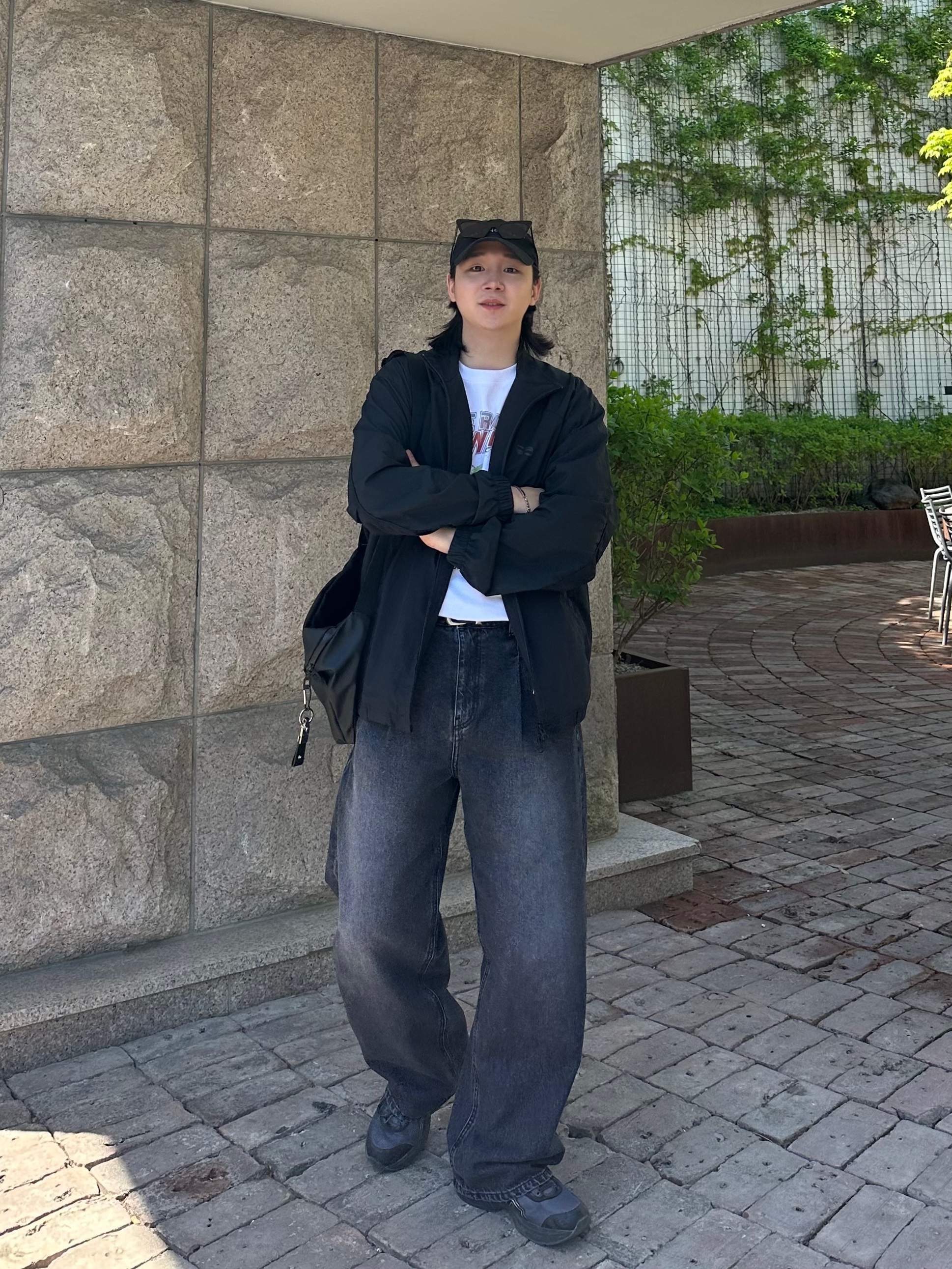 권영후 (@0_hxx_) 님의 게시물 | KREAM