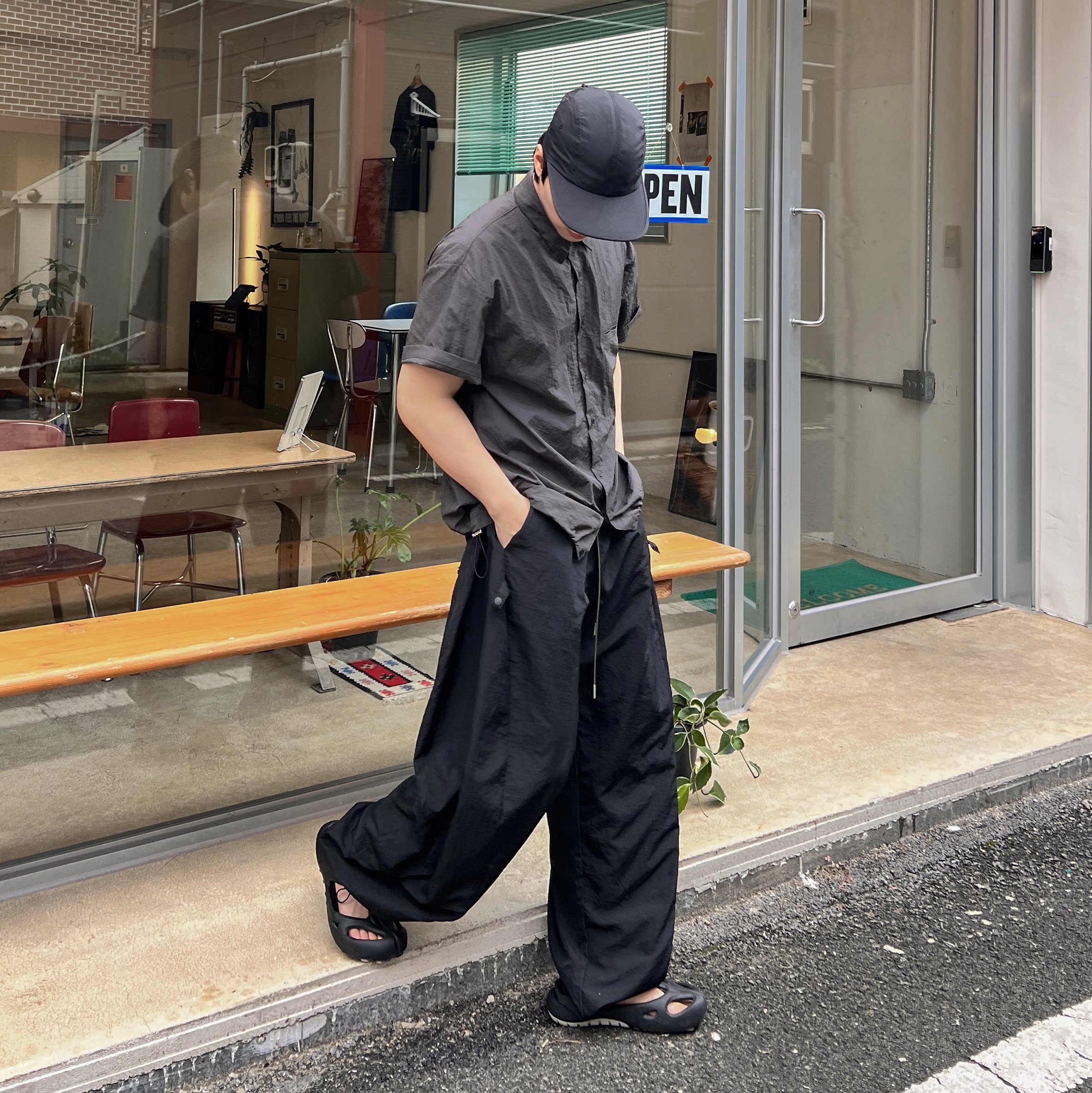 세현 (@me_iro) 님의 게시물 | KREAM