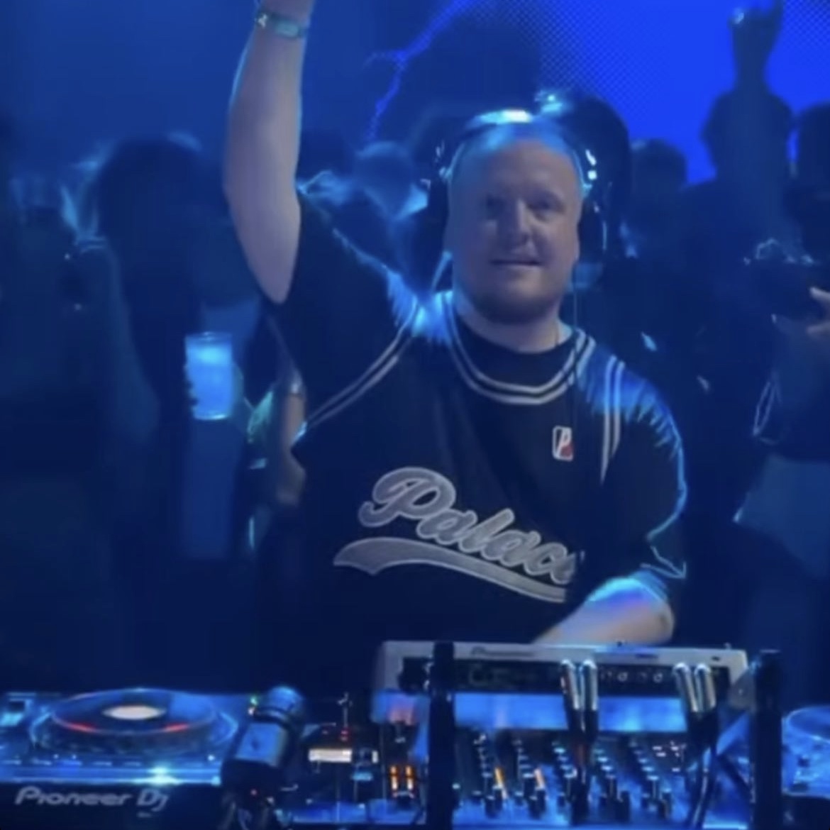 simba (@style_share) 님의 게시물 | KREAM