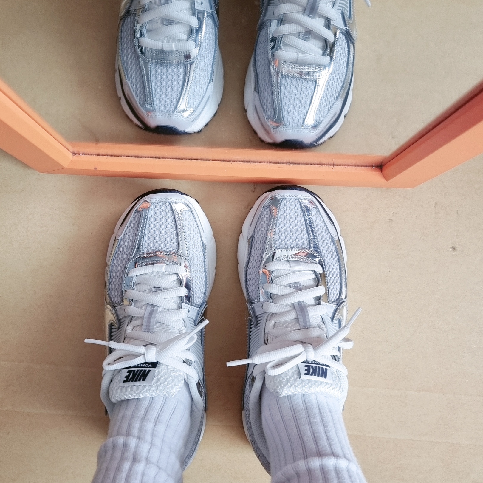 jd9202 (@aoisingo) 님의 게시물 | KREAM