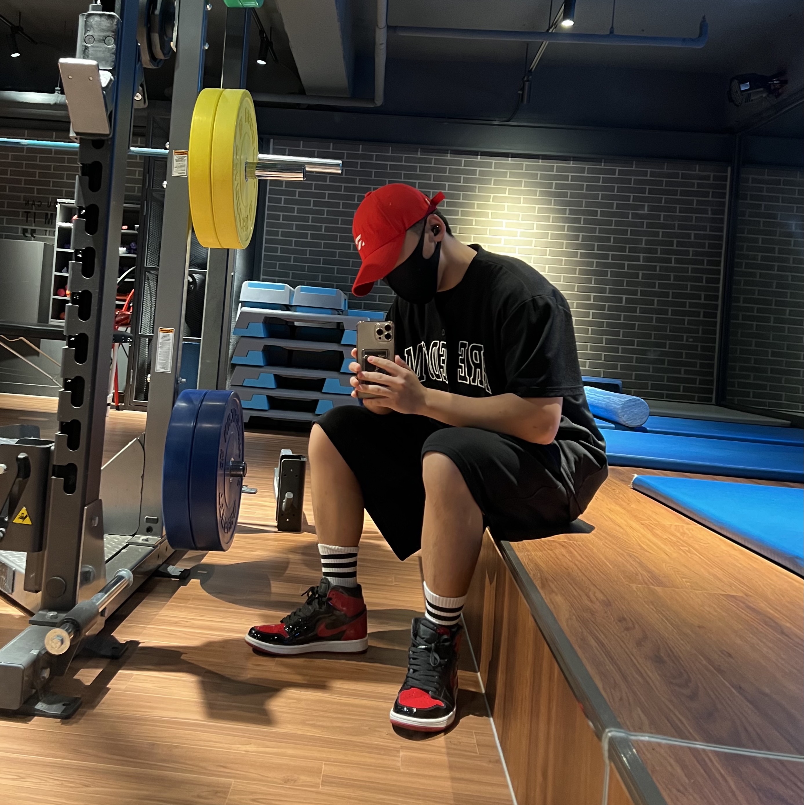 kim (@jd_23) 님의 게시물 | KREAM