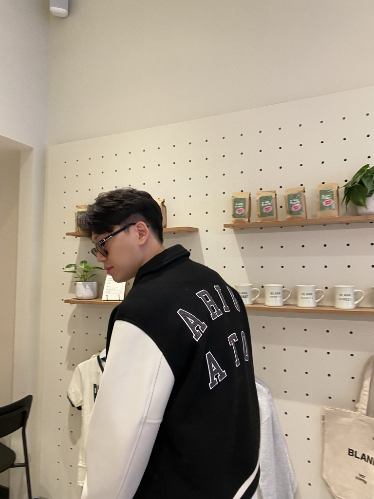 김준하 (@keemjunha) 님의 게시물 | KREAM