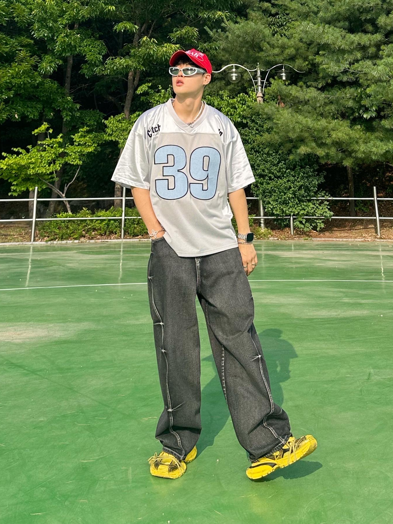 꾸다 (@183.h.g) 님의 게시물 | KREAM