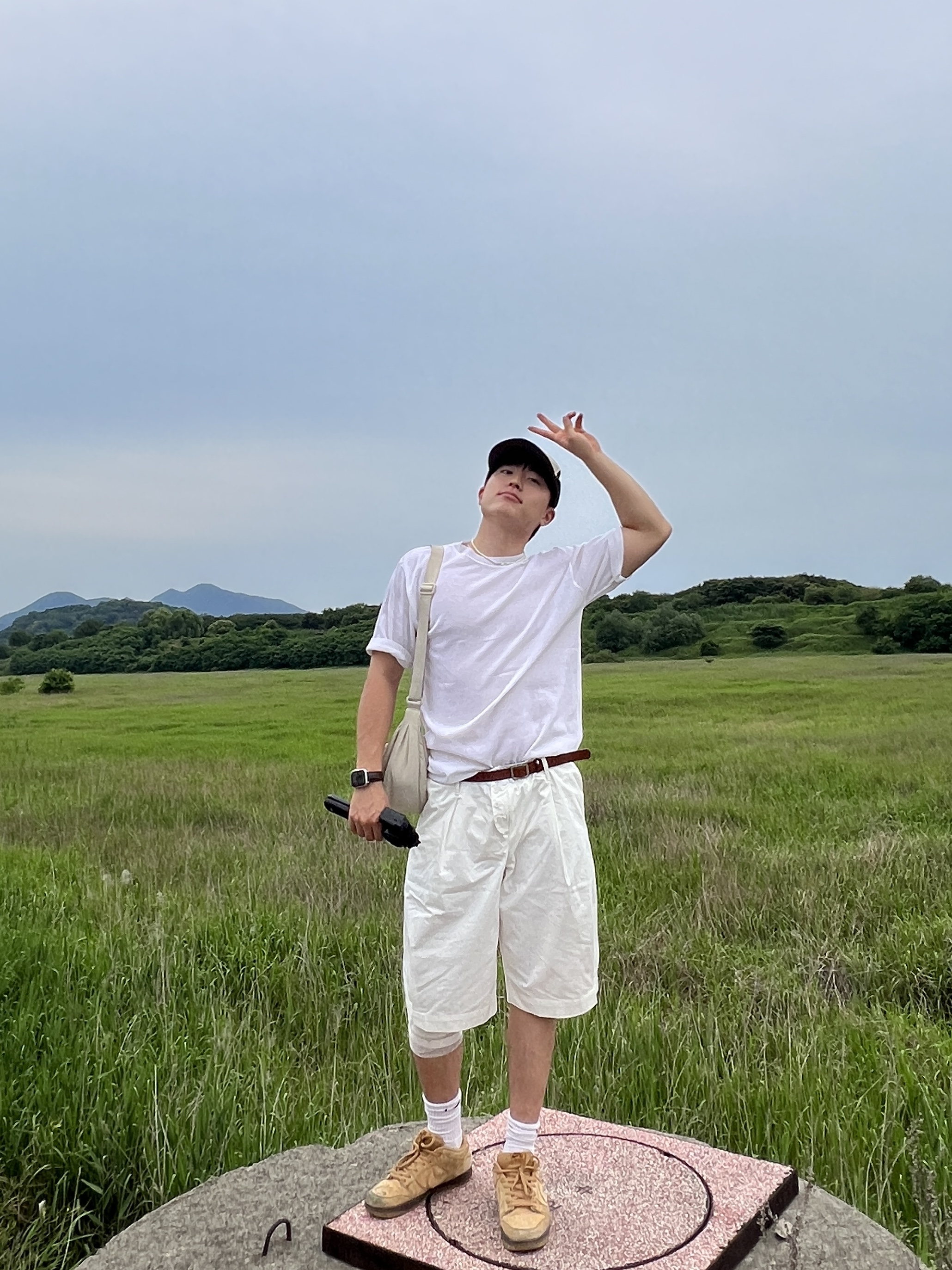 류채우 (@new_cw00) 님의 게시물 | KREAM