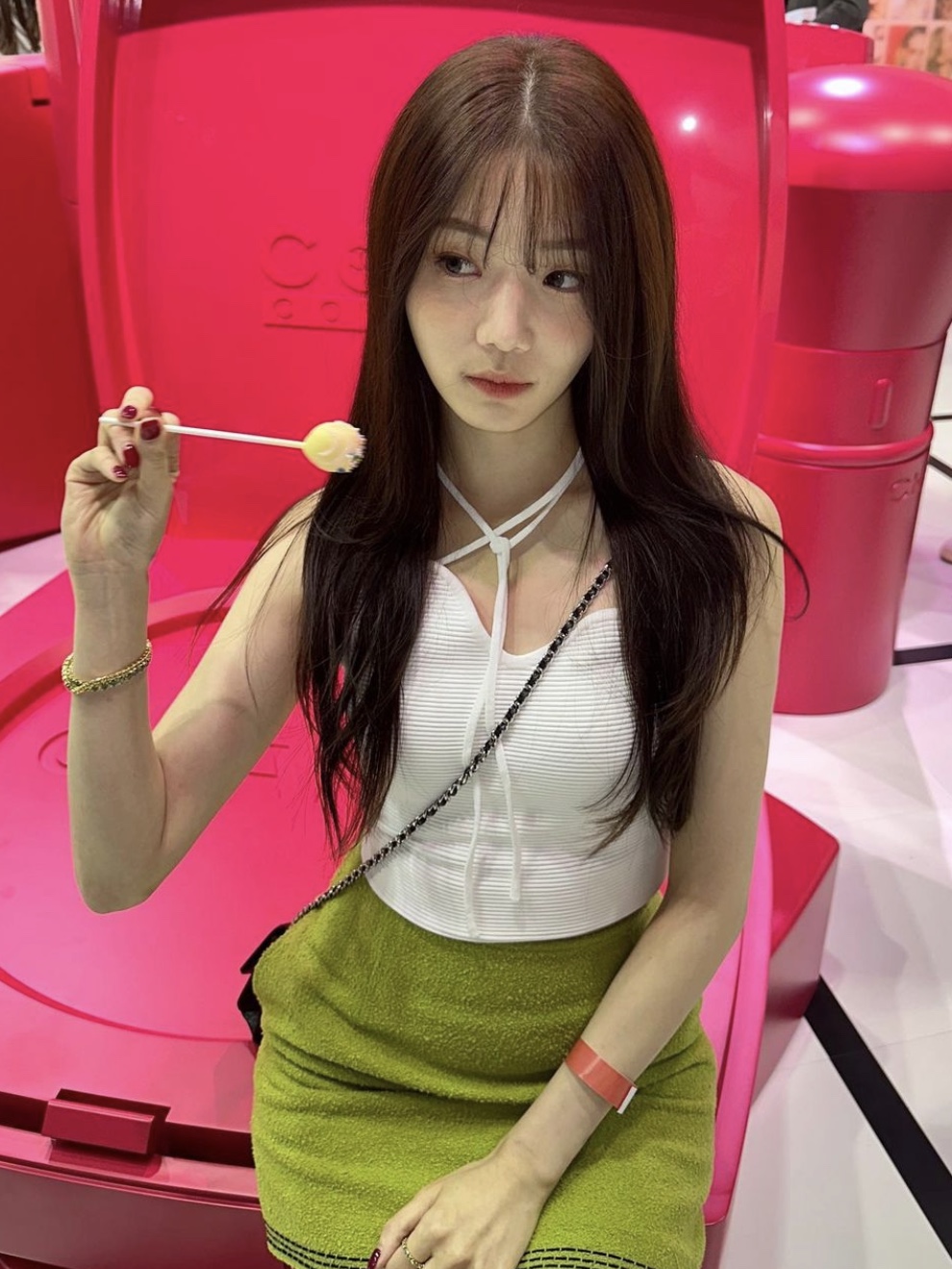 get shopping... (@wish1ist) 님의 게시물 | KREAM