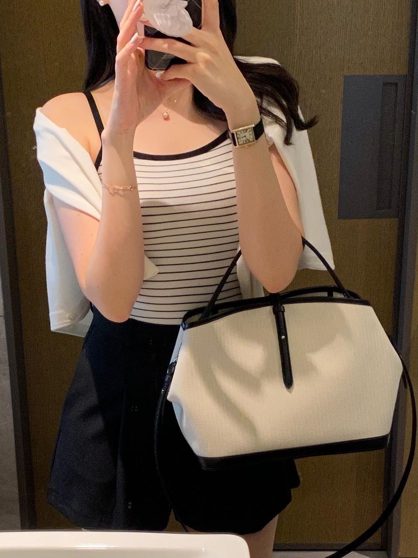 That girl (@style_everyday) 님의 게시물 | KREAM