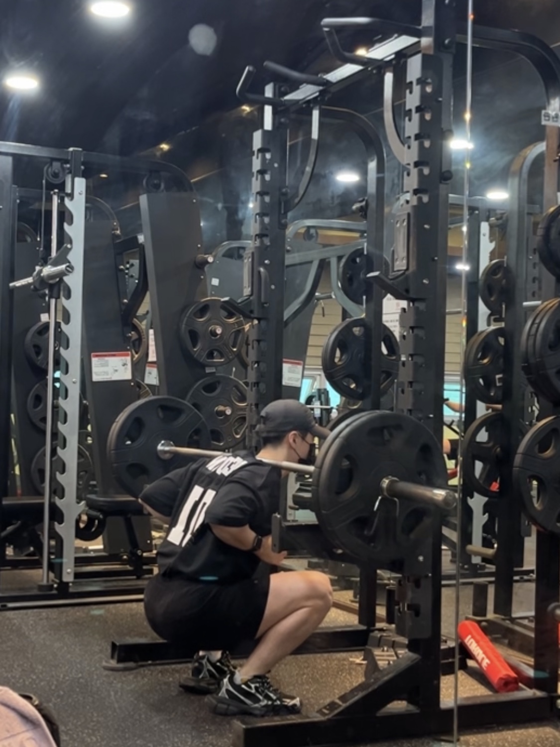 ? (@jhkk__) 님의 게시물 | KREAM