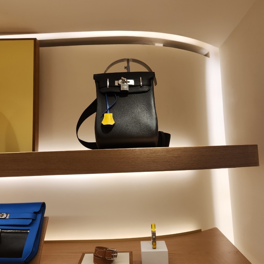 . (@artstyle83) 님의 게시물 | KREAM