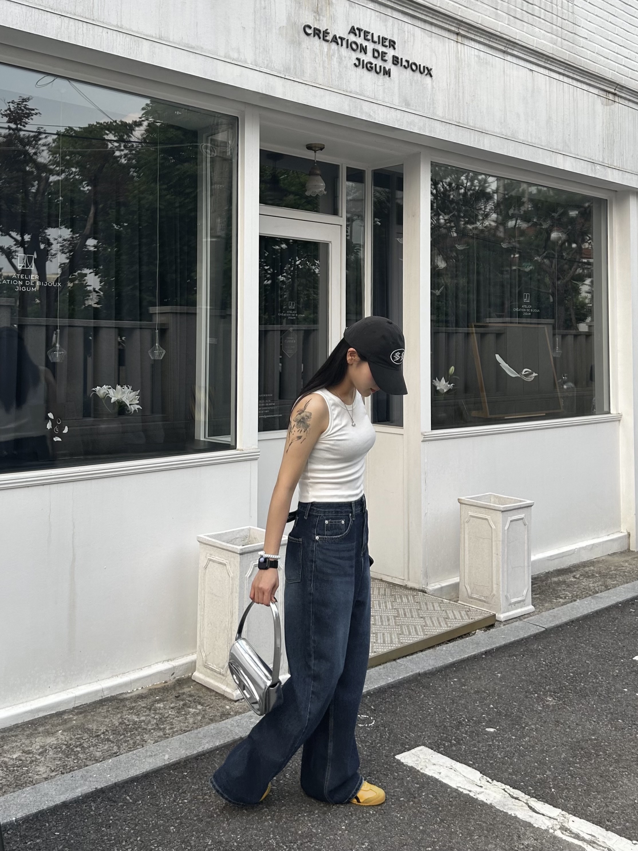 (@owlhuii) 님의 게시물 | KREAM