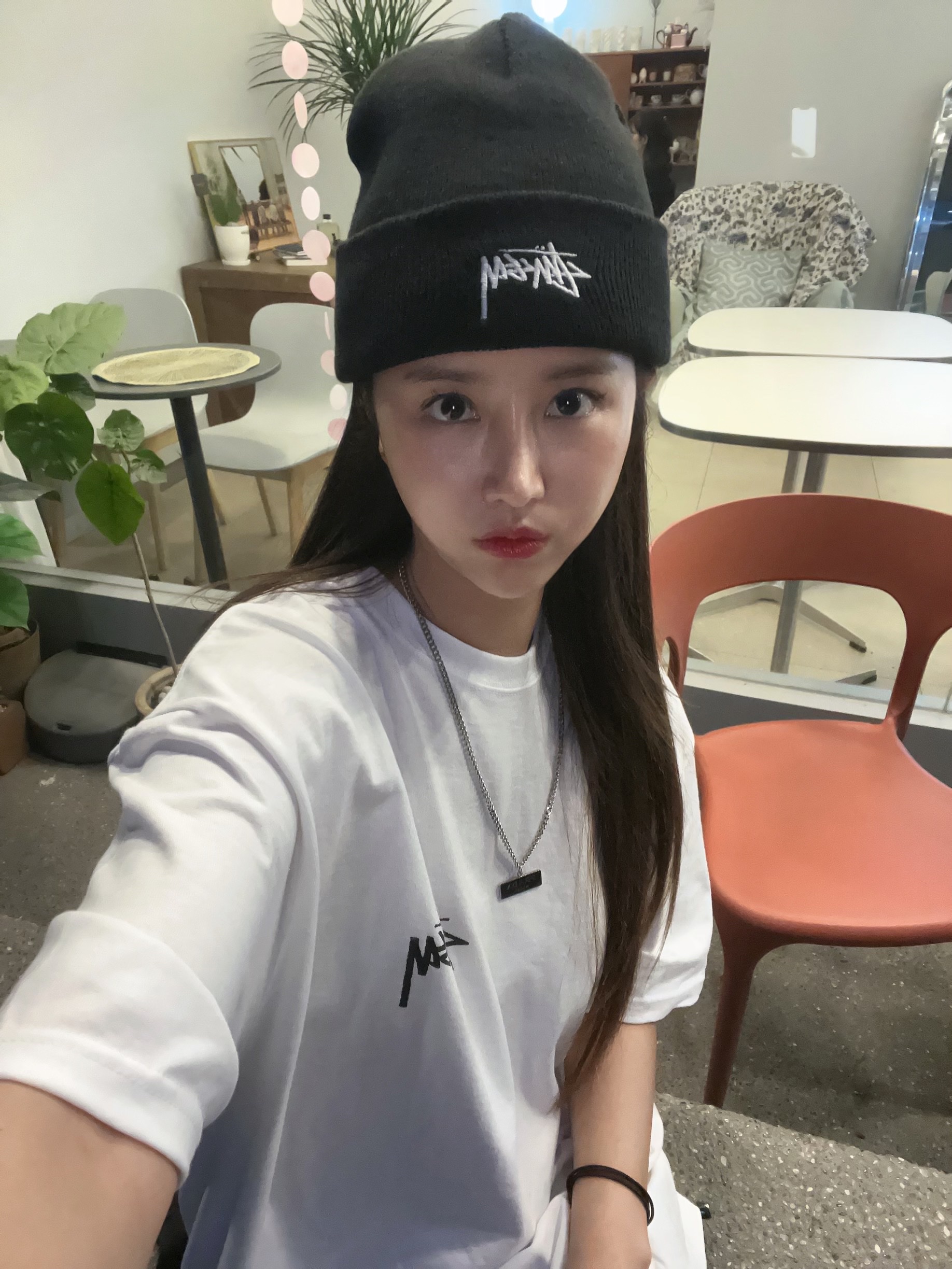 insta🍃 hhong... (@hhong._.u) 님의 게시물 | KREAM