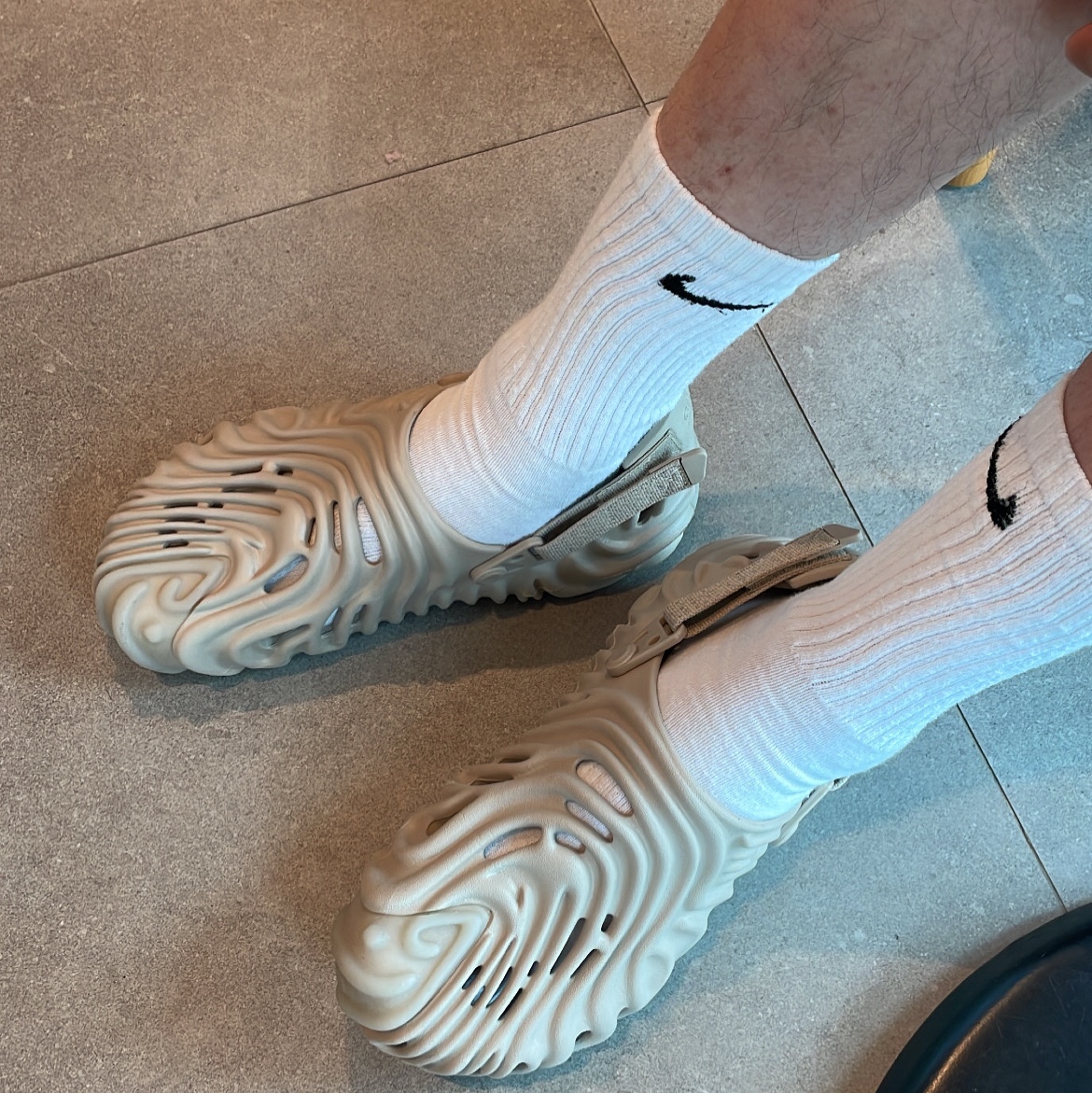 서카니 (@2_rabbit) 님의 게시물 | KREAM