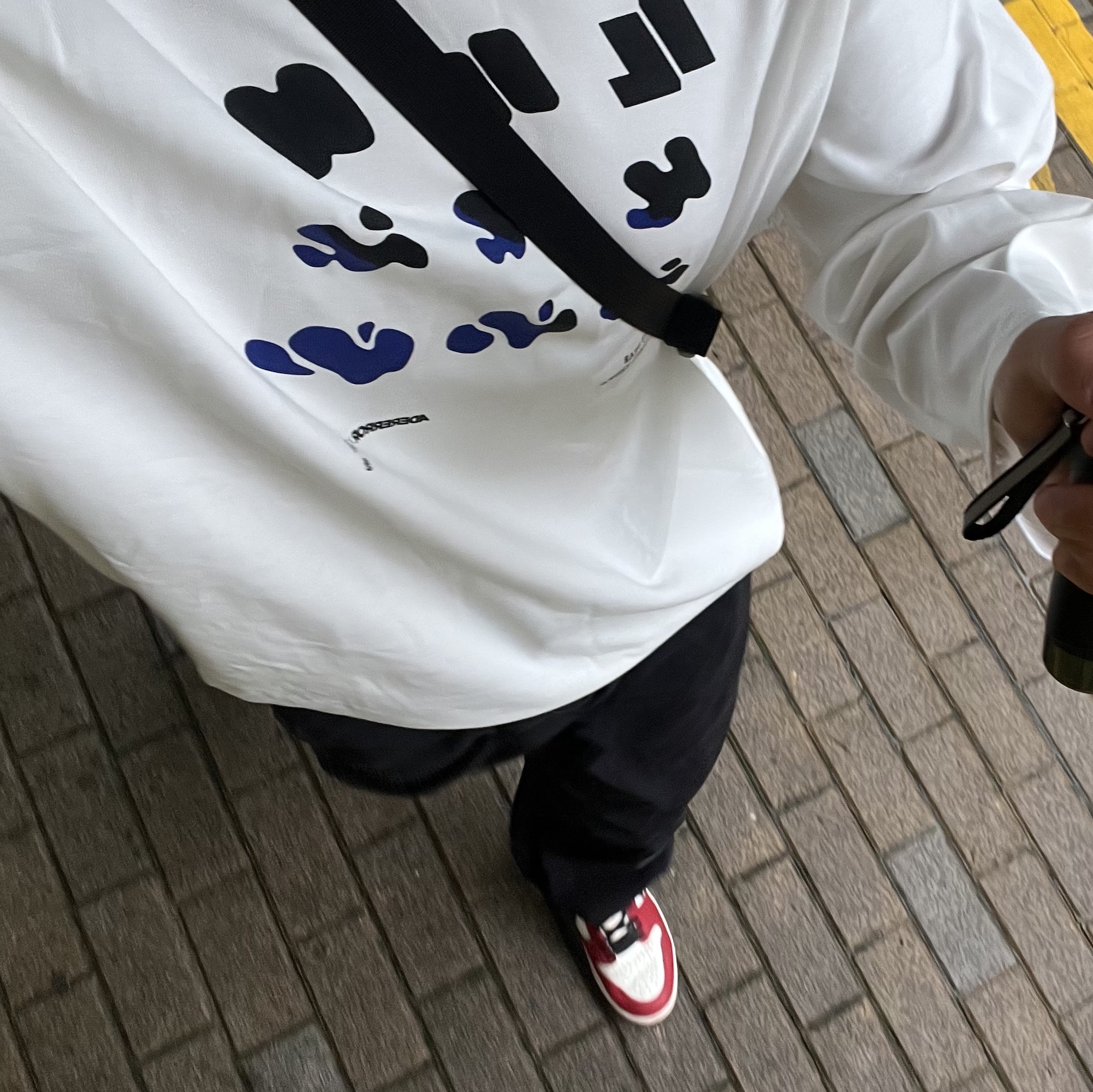 위호영 (@h0_y0ung_) 님의 게시물 | KREAM